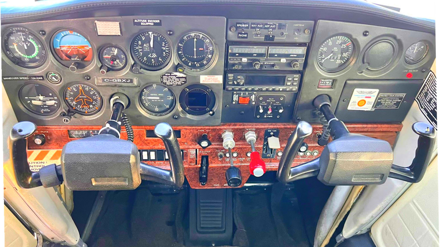 Cessna 152 C-GBXJ - Professional Flight Center